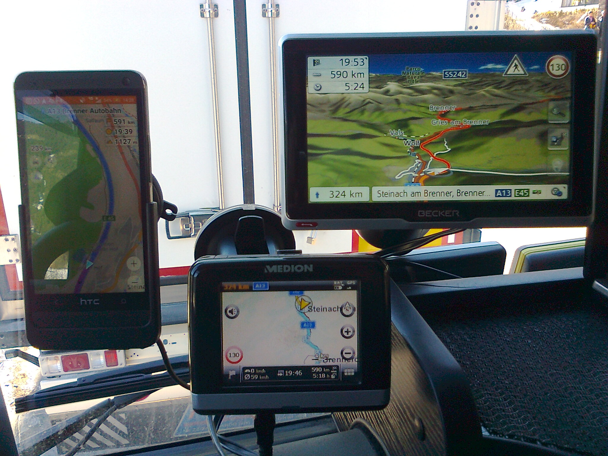 Becker active.6 CE LMU › pocketnavigation.de | Navigation | GPS ...