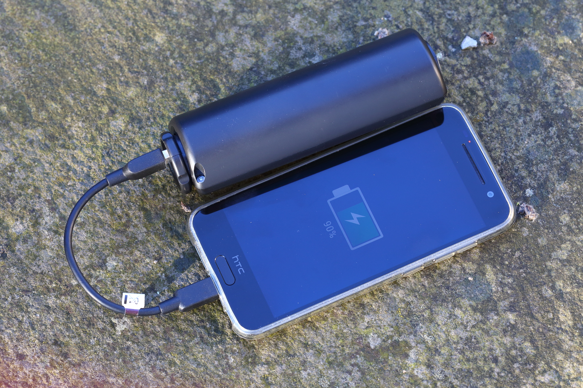 HeLi-on kompakter Solarlader im Test › pocketnavigation.de | Navigation ...