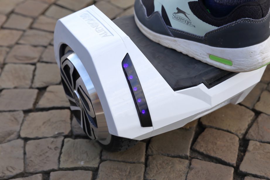 Test Hoverboard AlienBoard BatWings › pocketnavigation.de | Navigation ...